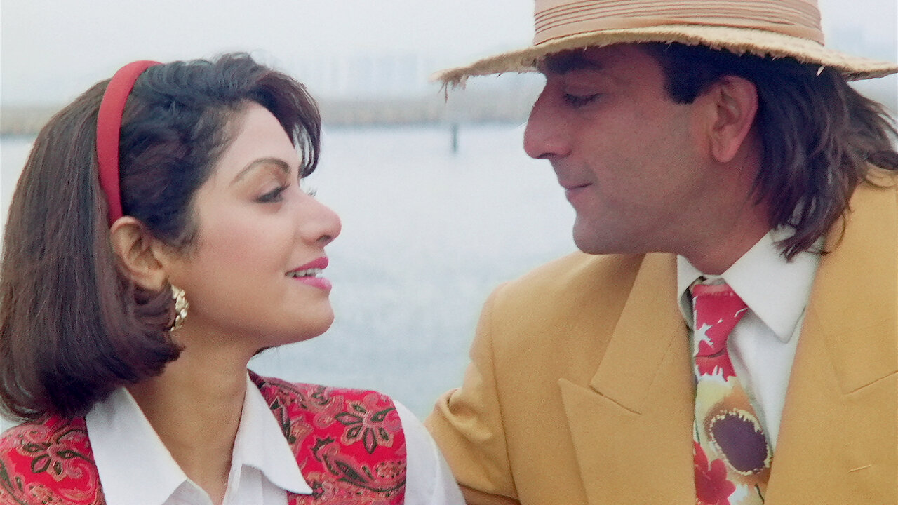 Watch Gumrah | Netflix